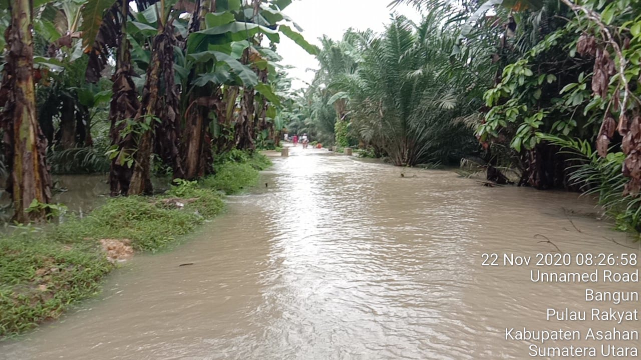 Akibat Intensitas Curah Hujan Yang Tinggi Desa Bangun Kebanjiran ... Akibat Intensitas Curah Hujan Yang Tinggi Desa Bangun Kebanjiran ...
