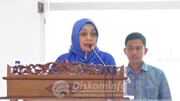 Hadiri Rapat Paripurna. Wakil Bupati Labuhanbatu Dengarkan Laporan ... Hadiri Rapat Paripurna. Wakil Bupati Labuhanbatu Dengarkan Laporan ...